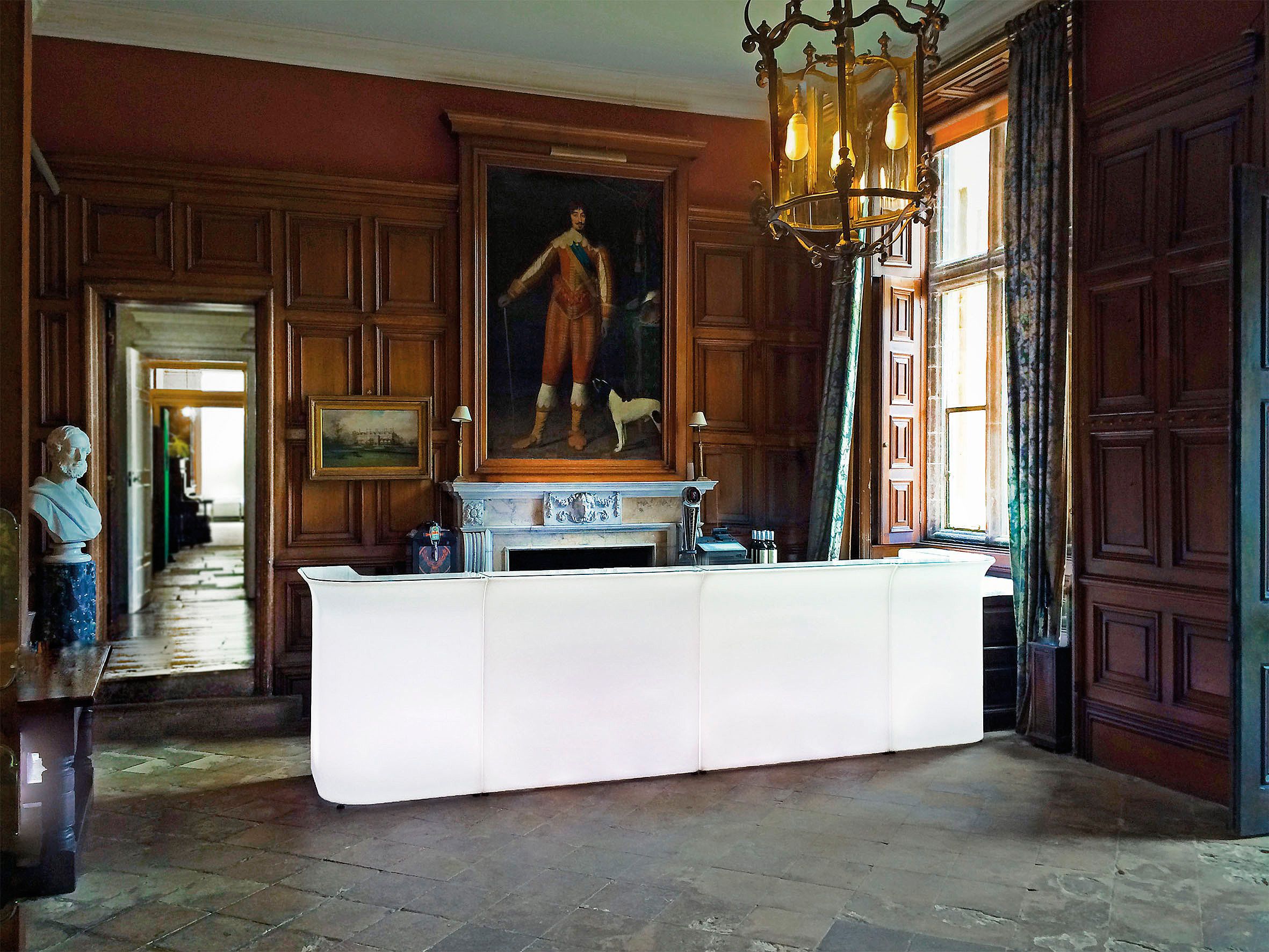 Break Corner de Slide - Barras de bar con luz - OcioHogar.com